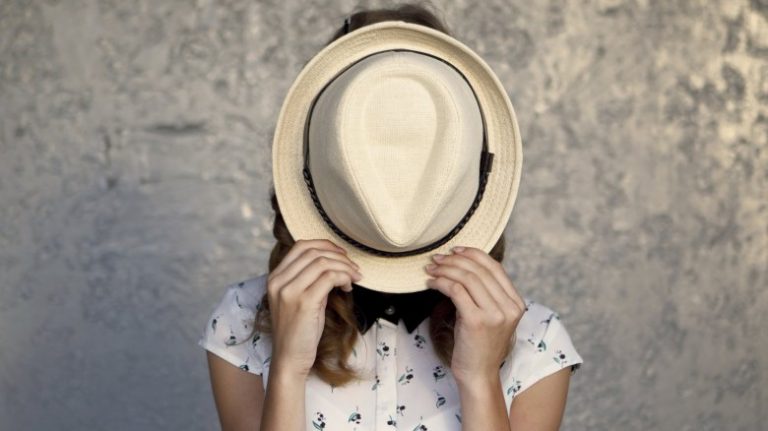 Frasi sulla timidezza.Messaggi e aforismi per le persone timide ...